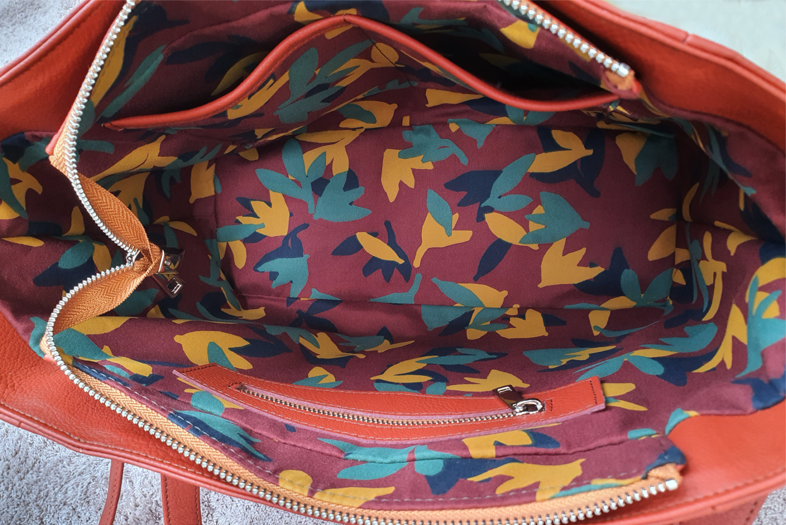 Isabella Tote Sewing Pattern - Petal Sewing Patterns