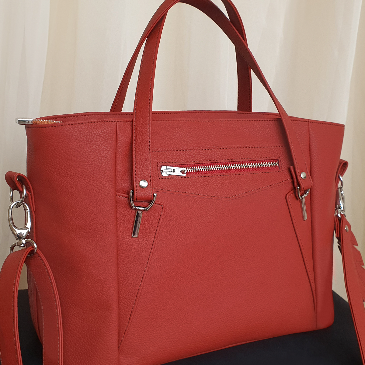 Isabella Tote Sewing Pattern - Petal Sewing Patterns