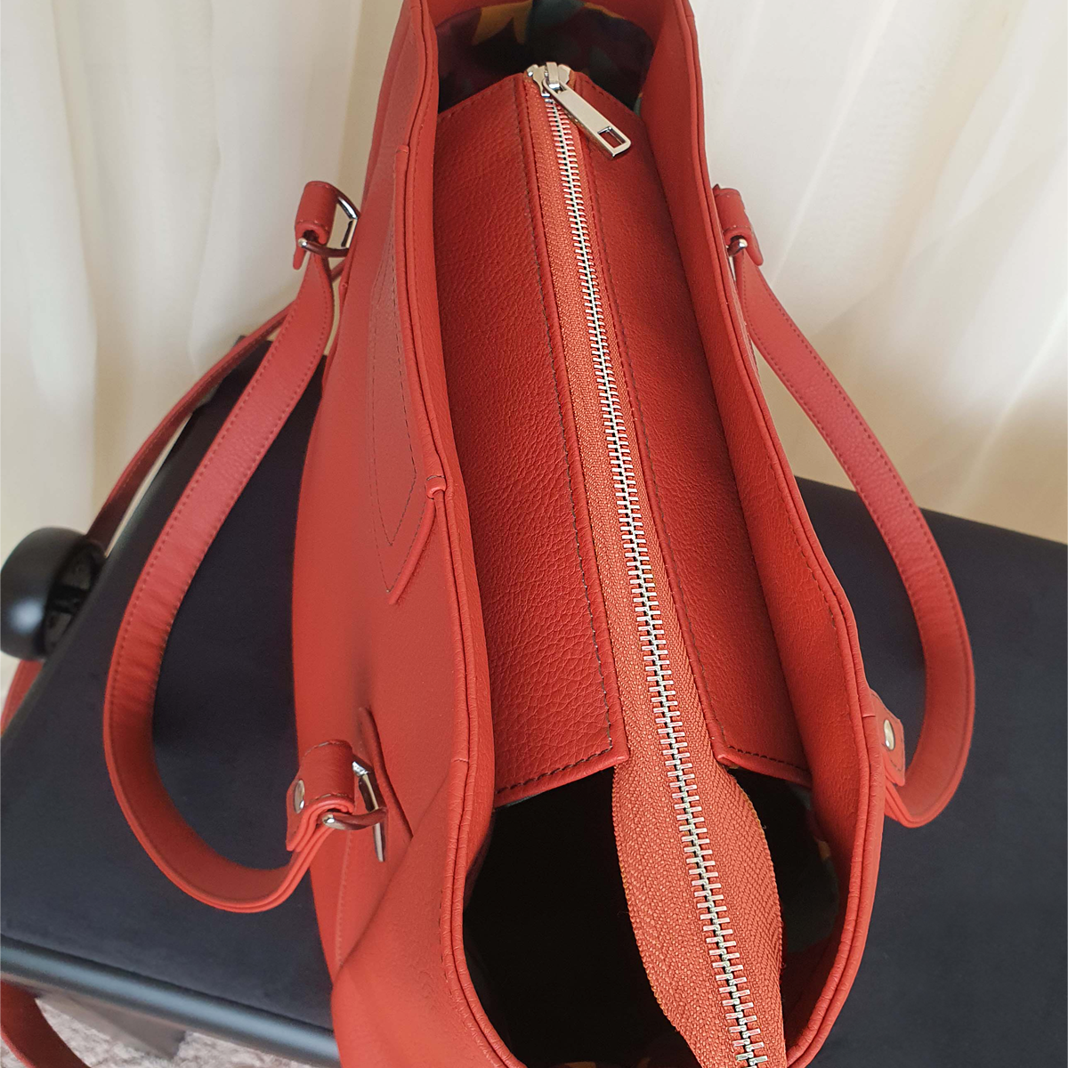 Isabella Tote Sewing Pattern - Petal Sewing Patterns